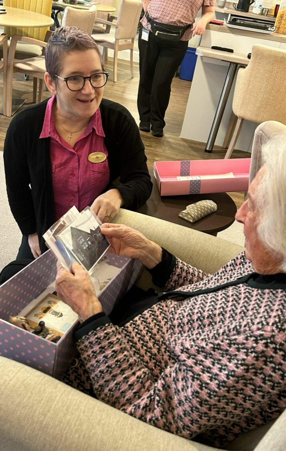 Lifting the lid on memory boxes | Pilgrims’ Friend Society