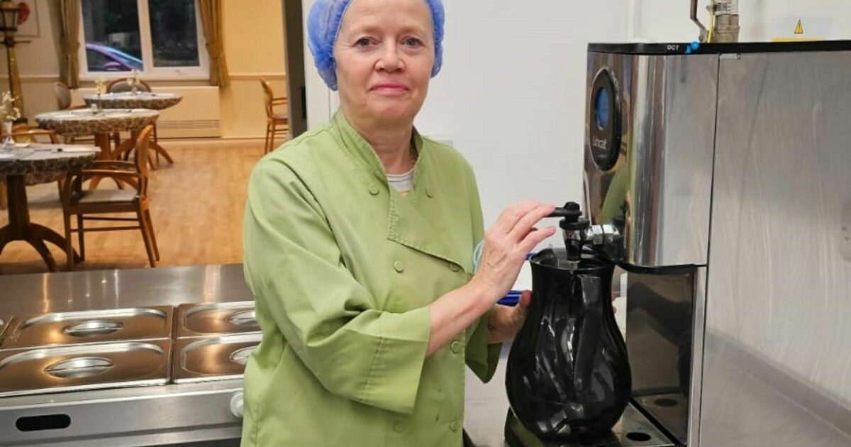 Meet a kitchen assistant...Julie | Pilgrims’ Friend Society