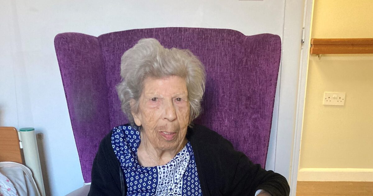 My story - Robabeh | Pilgrims’ Friend Society