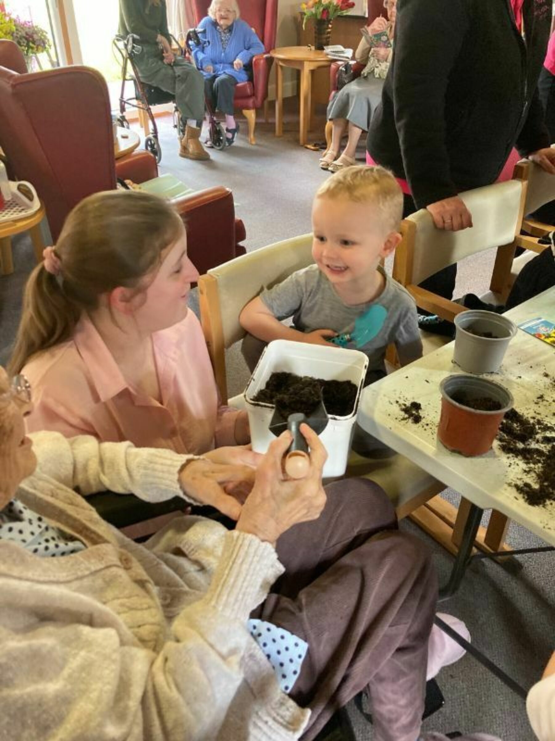 A blossoming friendship | Pilgrims’ Friend Society